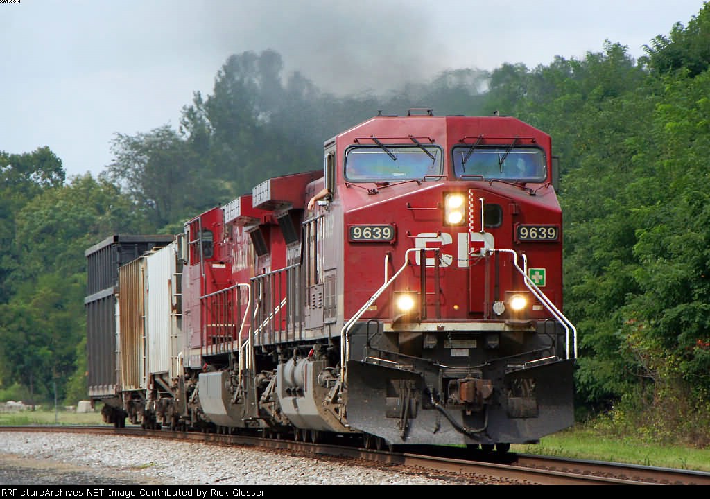 Canadian Pacific 38T @ 1144h